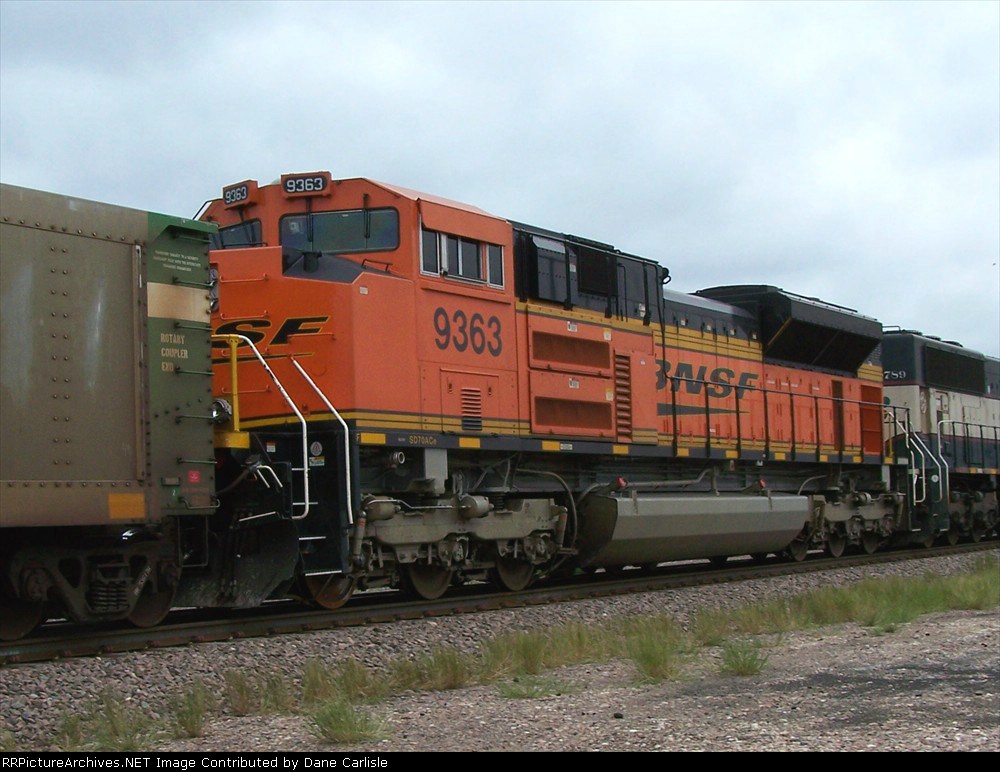 BNSF 9363